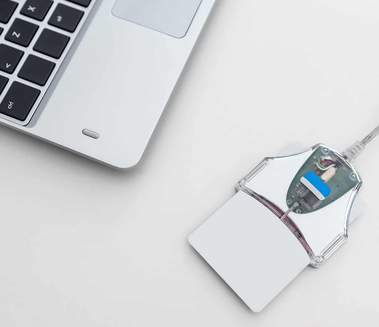 PKI Smart Card Authentication for Enterprise Security PKI Smart Card Authentication for Enterprise Security